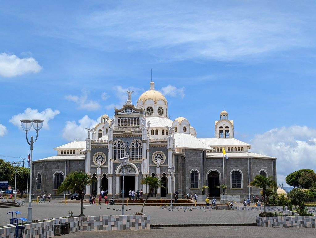 Visit Cartago, a city of traditions and religion. – Costa Rica Travel Blog